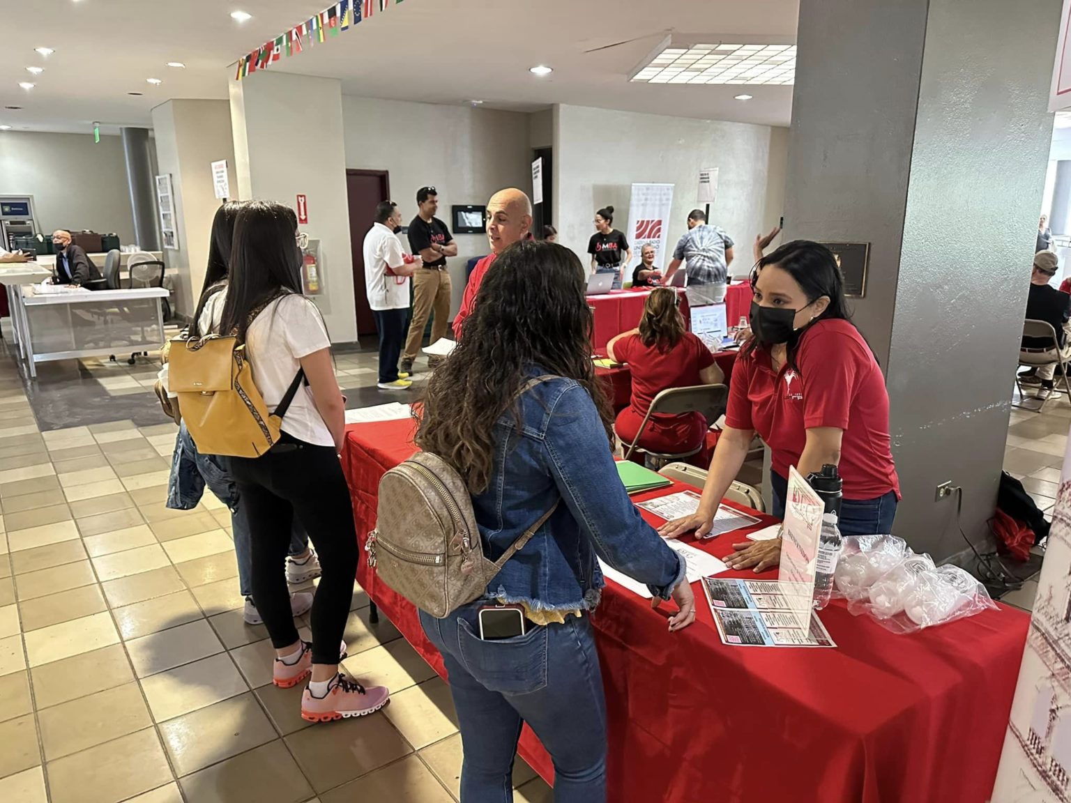 Feria de Estudios Graduados – EDU Digital